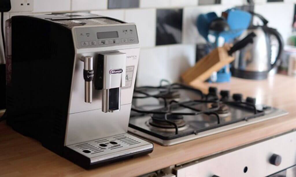 DeLonghi Autentica Plus review: geweldige koffiemachine » Vivakoffie